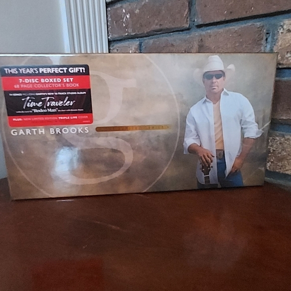Pearl Records | Media | Garth Brooks The Limited Series 7 Disc Time ...